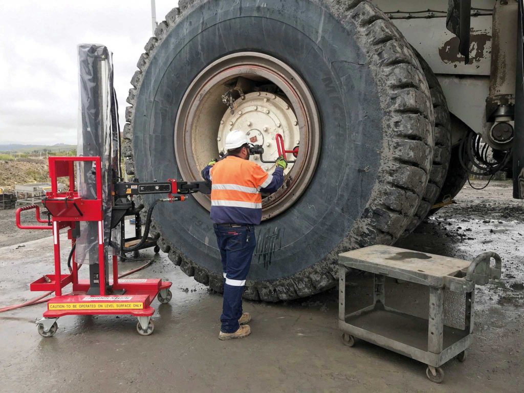 Series 7 - 3arm America