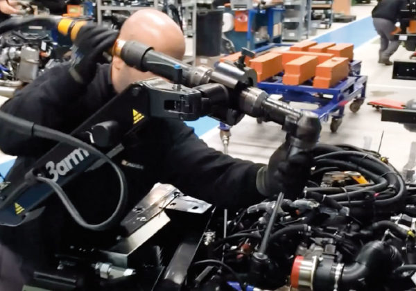 The benefits of 3arm ergonomic lift assist devices